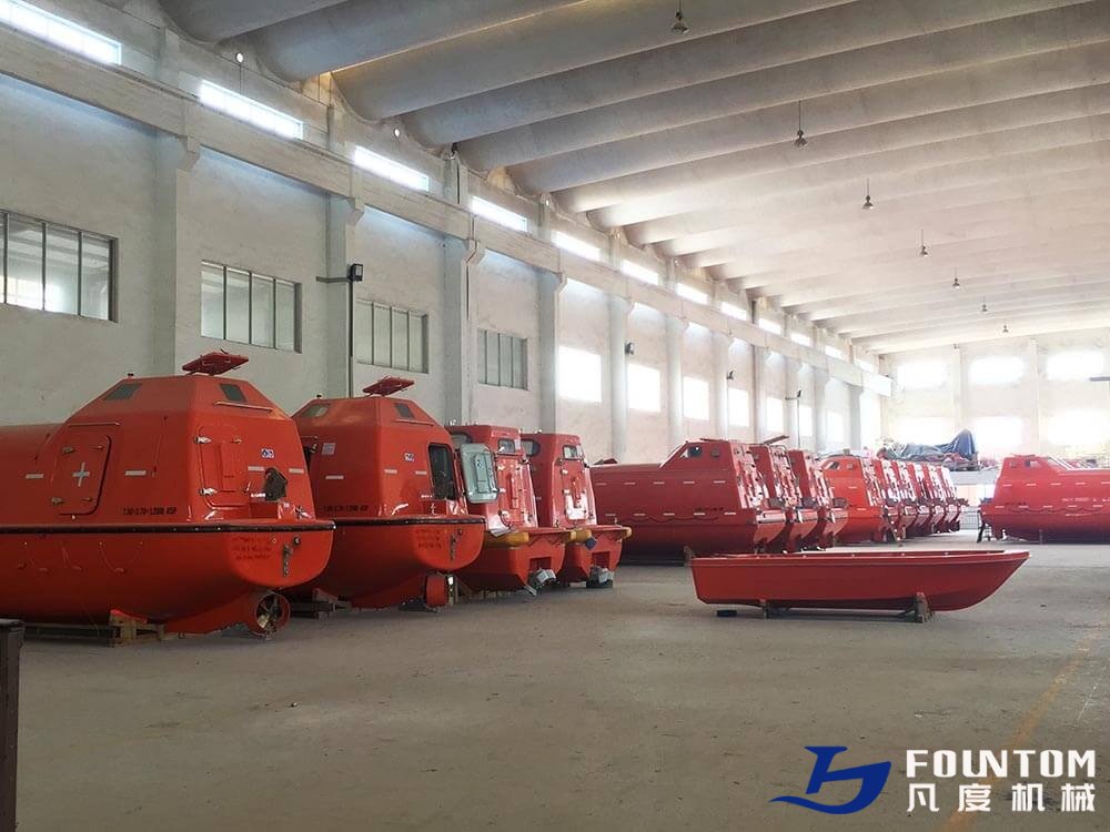 Overhead Rolling Davit For Lifeboat And Rescue Boat - Fountom Marine